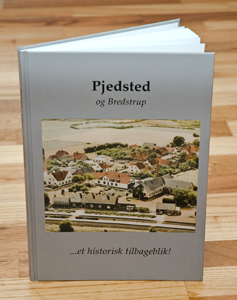 Udlevering af bogen: "Pjedsted og Bredstrup" et historisk tilbageblik ...